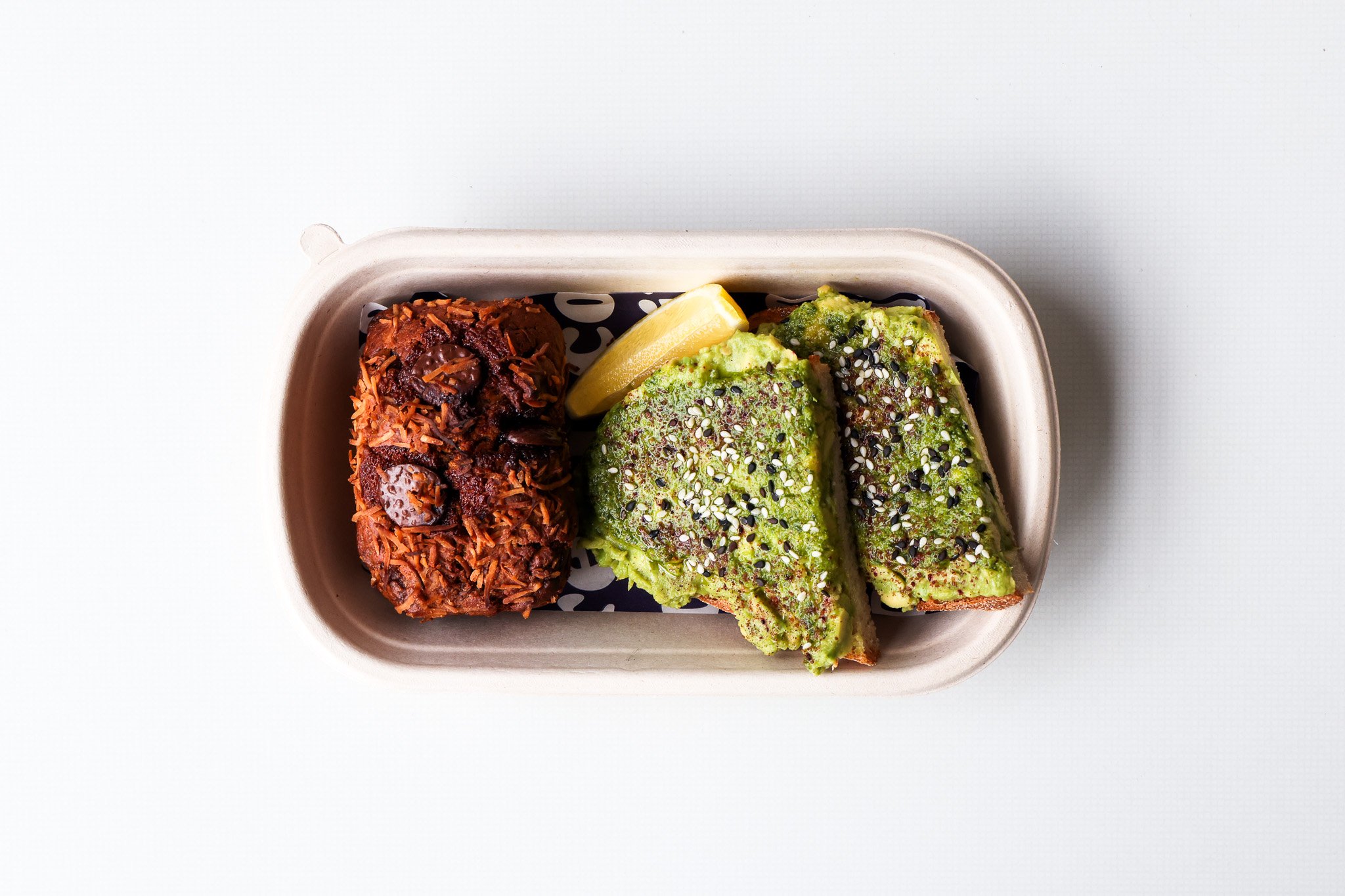 BREKKIE BOX | AVO TOAST & BANANA BREAD